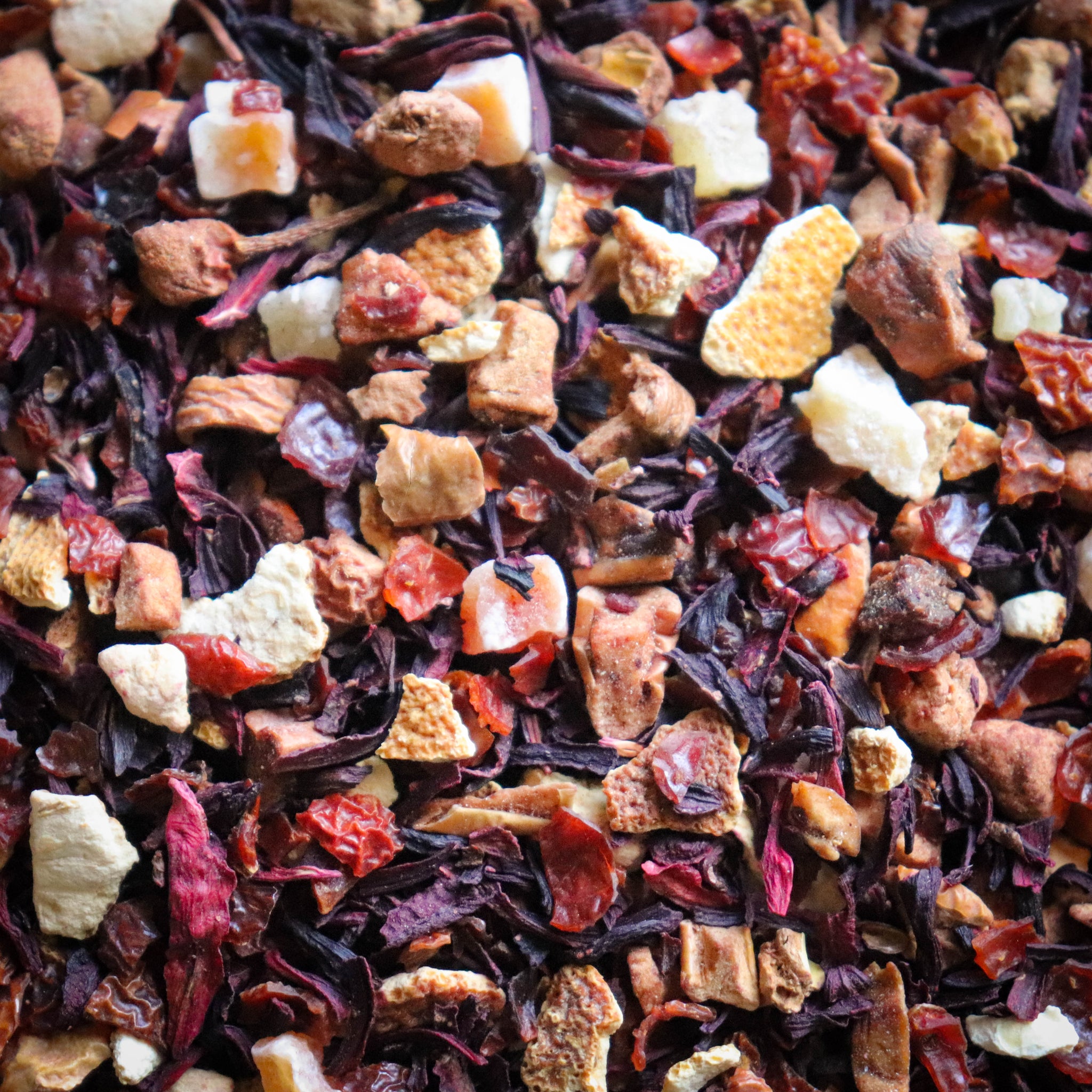 Folie Tropicale - Exotic Hibiscus, Pineapple and Papaya Herbal Tea | Mystea